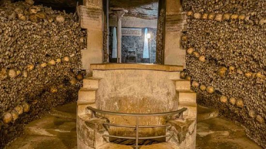 How big are the Paris Catacombs? The Terrifying Truth